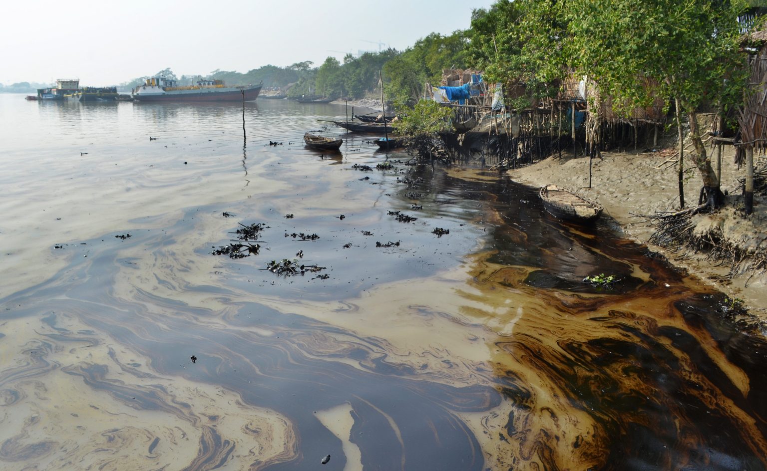 The Alarming Reality of Oil Pollution in Major Rivers and Effective ...
